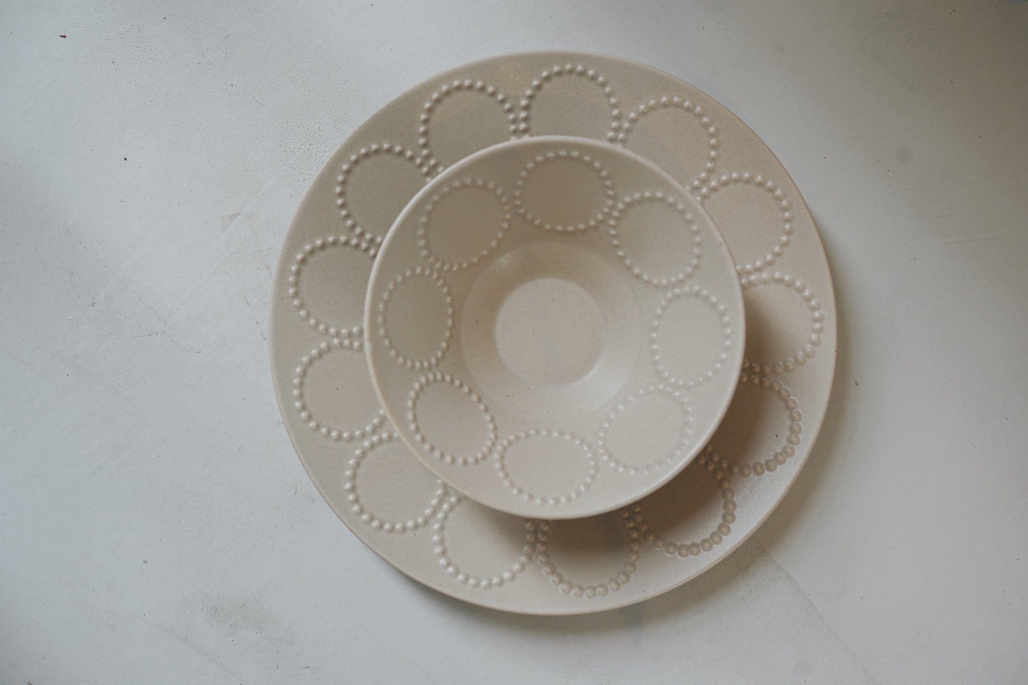 minä perhonen - Tambourine Large Round Plates (RESTOCKED) – Kurashi ...