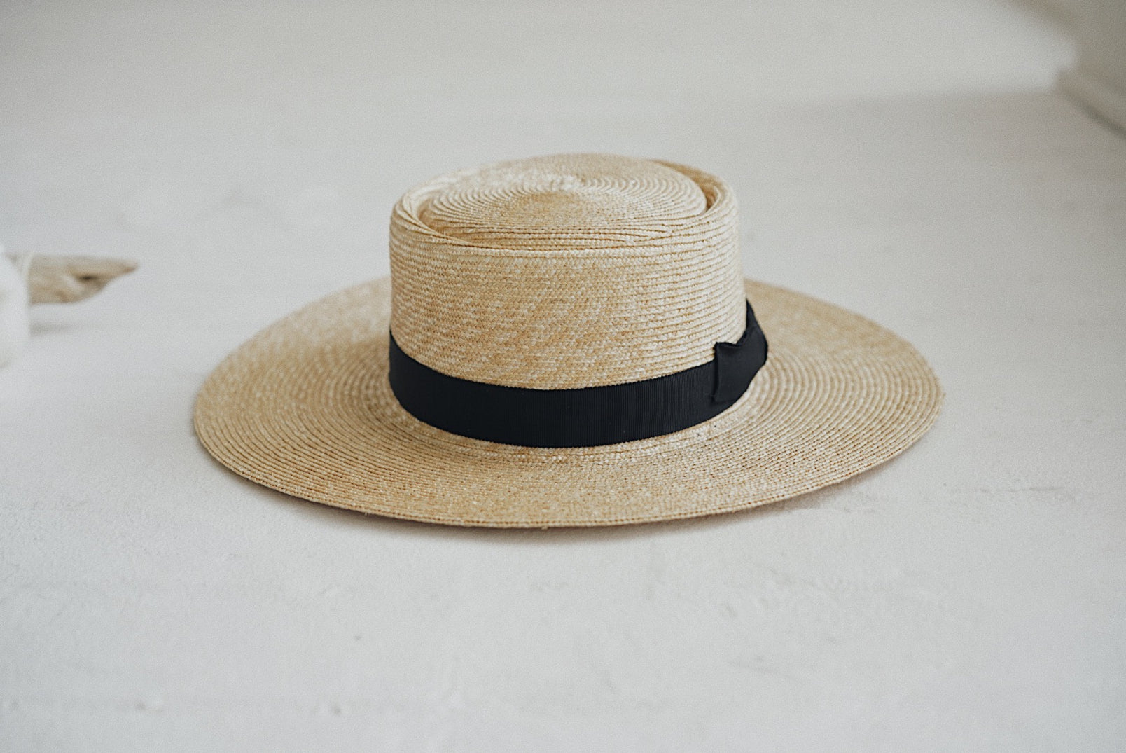 Wica Grocery - Fine Straw Hat with Black Ribbon – Kurashi Japanese Crafts