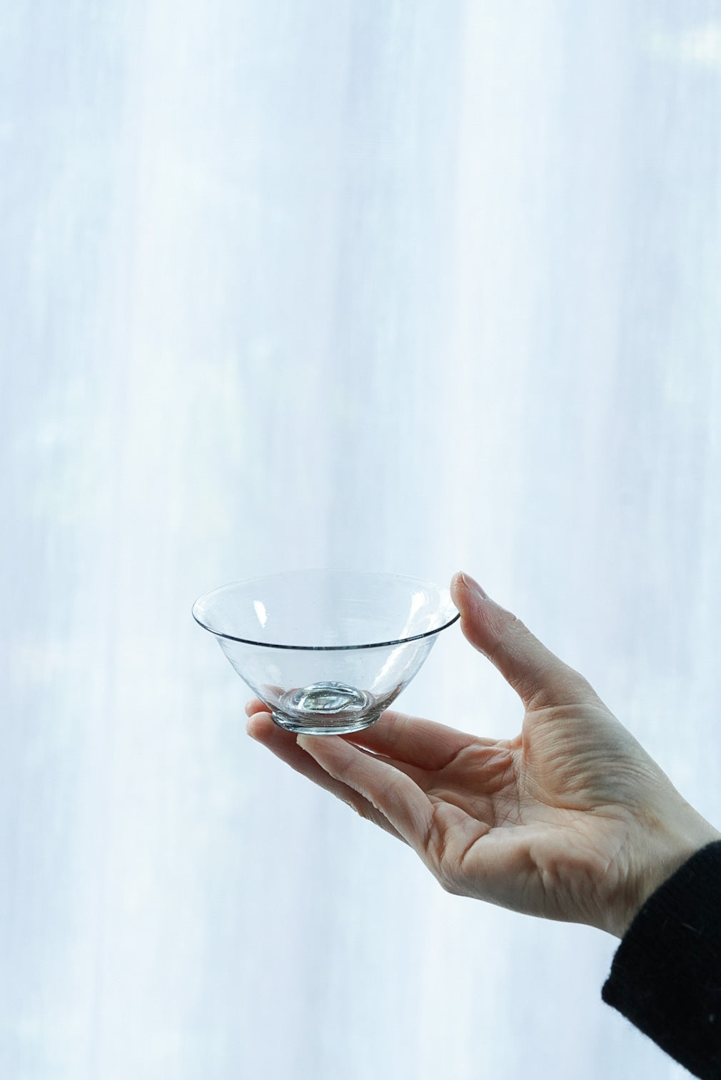 Kenichi Sasakawa - Curved Lip Shallow Sake Cup – Kurashi Japanese Crafts