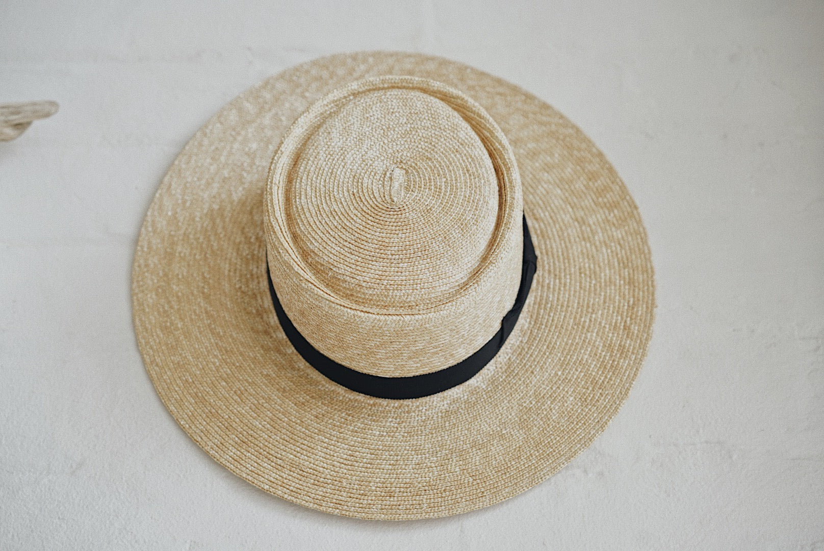 Wica Grocery - Fine Straw Hat with Black Ribbon – Kurashi Japanese Crafts